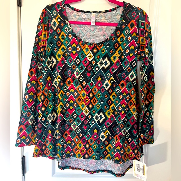 LuLaRoe | Tops | New Lularoe Lynnae T S | Poshmark